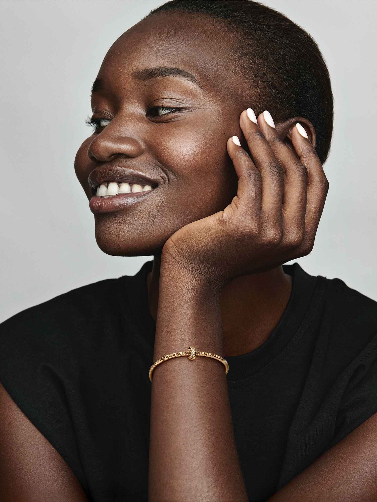 Gold plated Clips and spacers for women | Pandora US